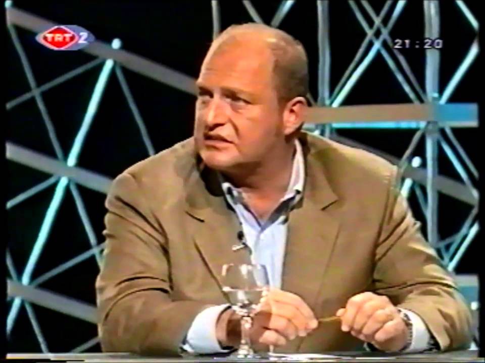 Mustafa Koç - Yaprak Özer